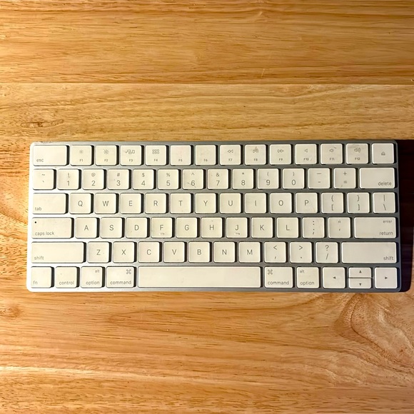 Apple | Computers, Laptops & Parts | Apple Magic Blue Tooth Keyboard ...